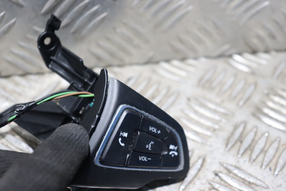 FORD FOCUS MK3 CRUISE CONTROL BUTTONS 2015-2018 CK64Z – Gala Motors