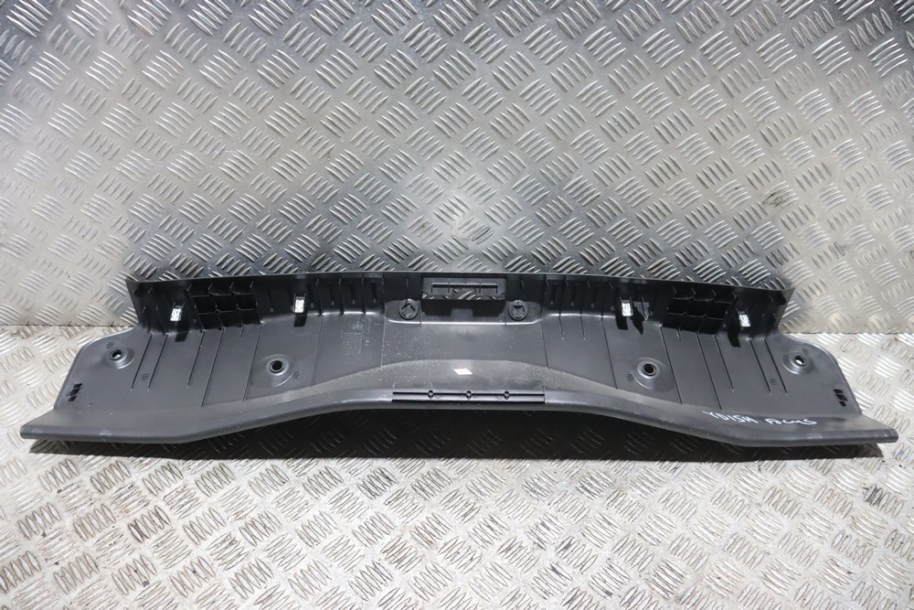 FORD FOCUS MK3 HATCHBACK BOOT STEP TRIM (SEE PHOTOS) 2015-2018 YD15H ...