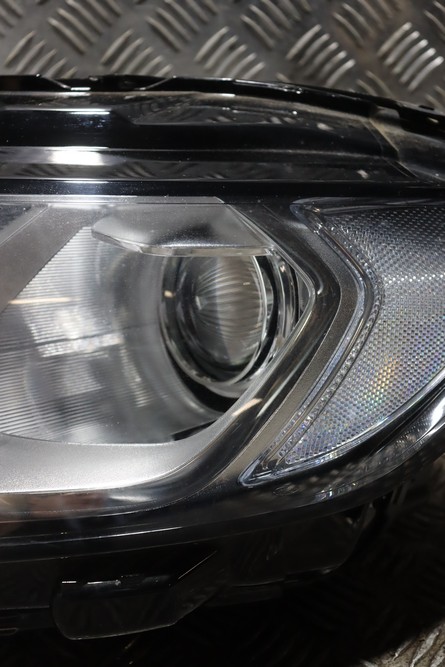 FORD ECOSPORT MK1 NS HEADLIGHT GN15-13W030-LE 2018-2020 EJ69 – Gala Motors