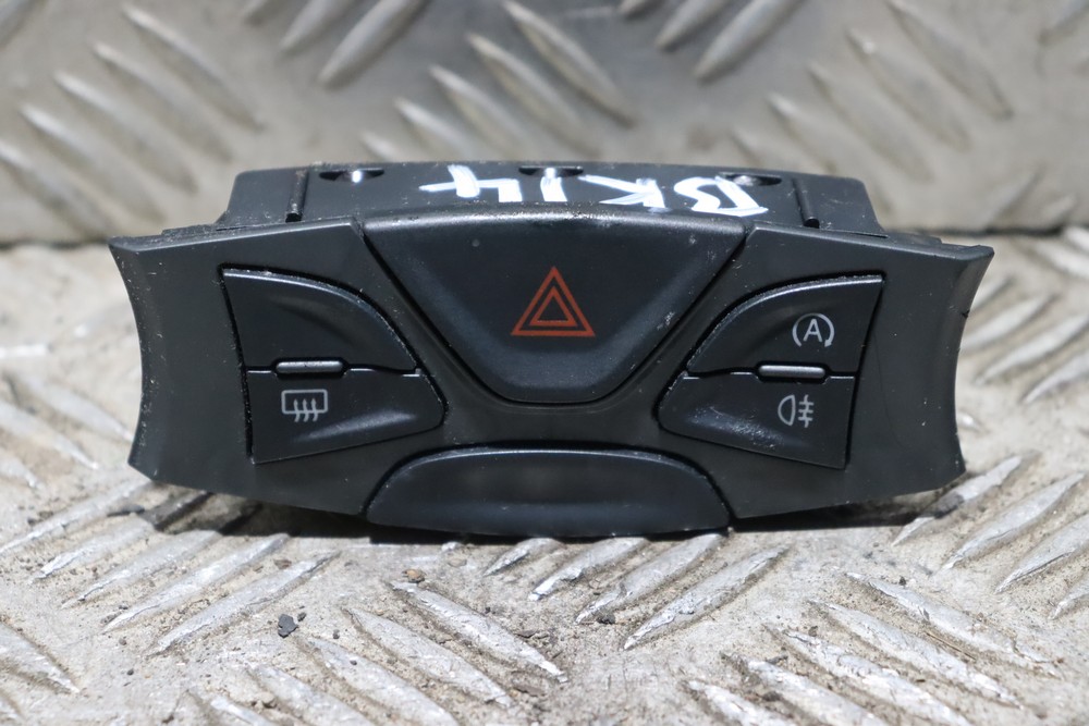 FORD KA MK2 CENTRE CONSOLE FASCIA BUTTONS HAZARD SWITCH 2009-2016 BK14 ...