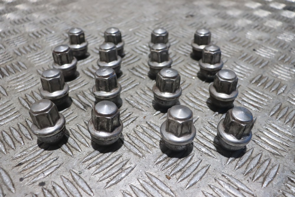 FORD TRANSIT CUSTOM MK8 ALLOY WHEEL NUTS X16 2017-2018 LG17 – Gala Motors