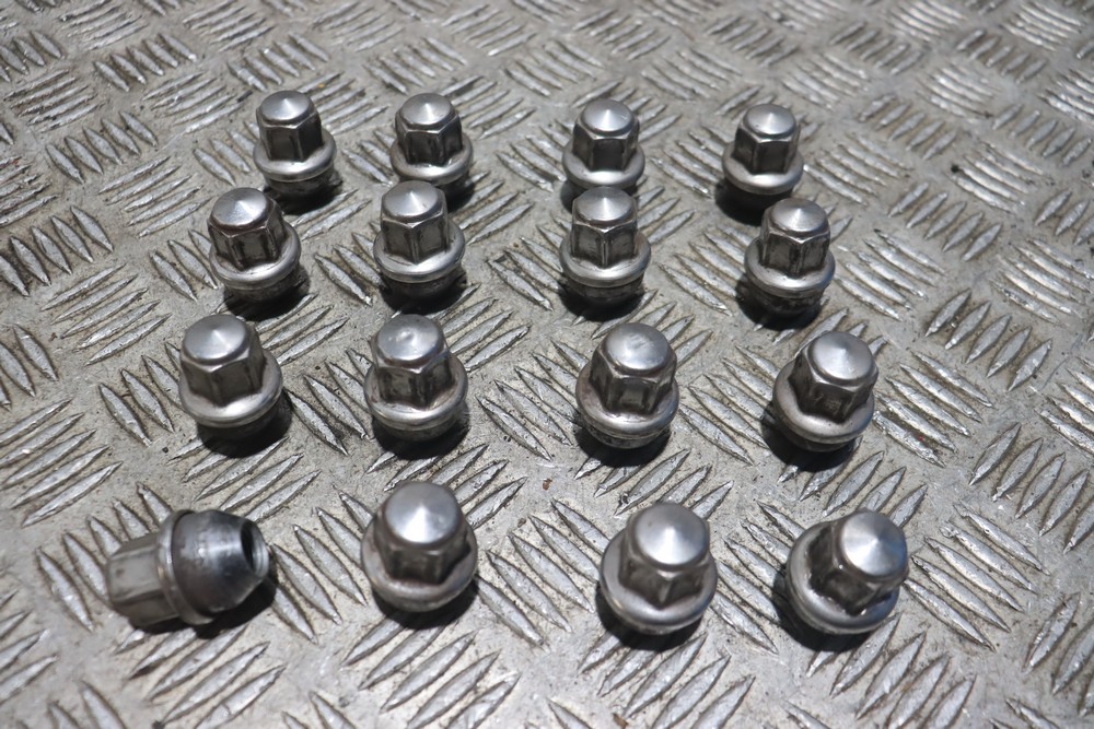 FORD TRANSIT CUSTOM MK8 ALLOY WHEEL NUTS X16 2017-2018 LG17 – Gala Motors