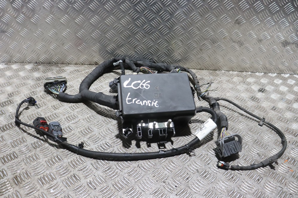 FORD TRANSIT CUSTOM MK8 2.0ECOBLUE EURO 6 ENGINE BAY FUSE BOX LOOM 2017 ...