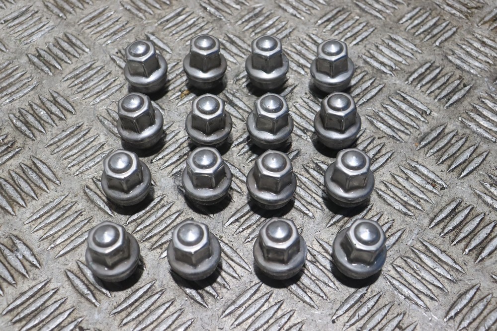 FORD TRANSIT CUSTOM MK8 ALLOY WHEEL NUTS X16 2018-2022 AR70 – Gala Motors