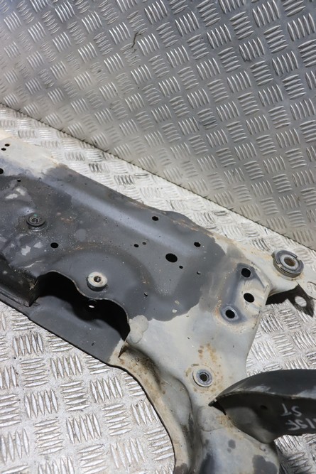 FORD FOCUS MK3 ST FRONT SUBFRAME 2015-2018 LS15F – Gala Motors