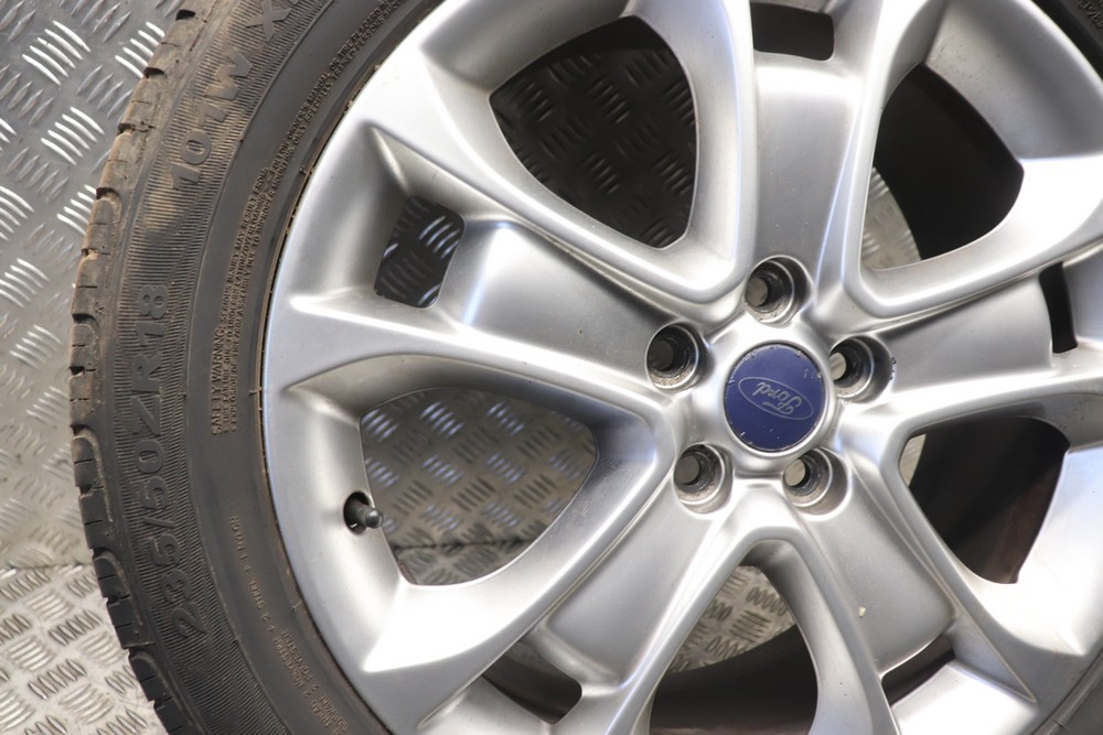 FORD KUGA MK2 R18 ALLOY WHEEL WITH BAD TYRE 2013-2016 AO64G-1 – Gala Motors