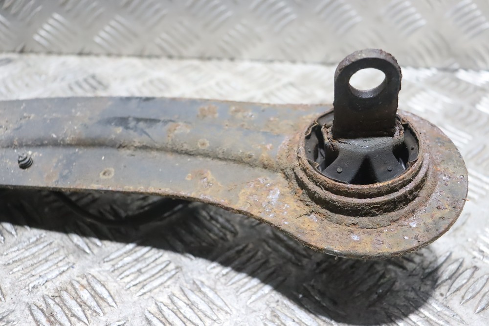 FORD FOCUS MK3 HATCHBACK NSR REAR TRAILING ARM DISC VERSION 2015-2018 ...