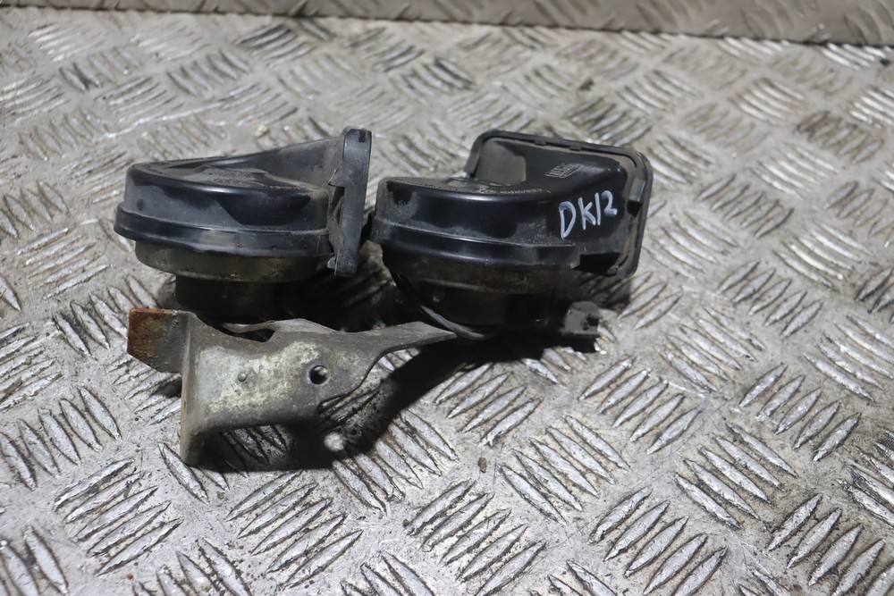 FORD FOCUS MK3 HORNS 2011-2015 DK12 – Gala Motors