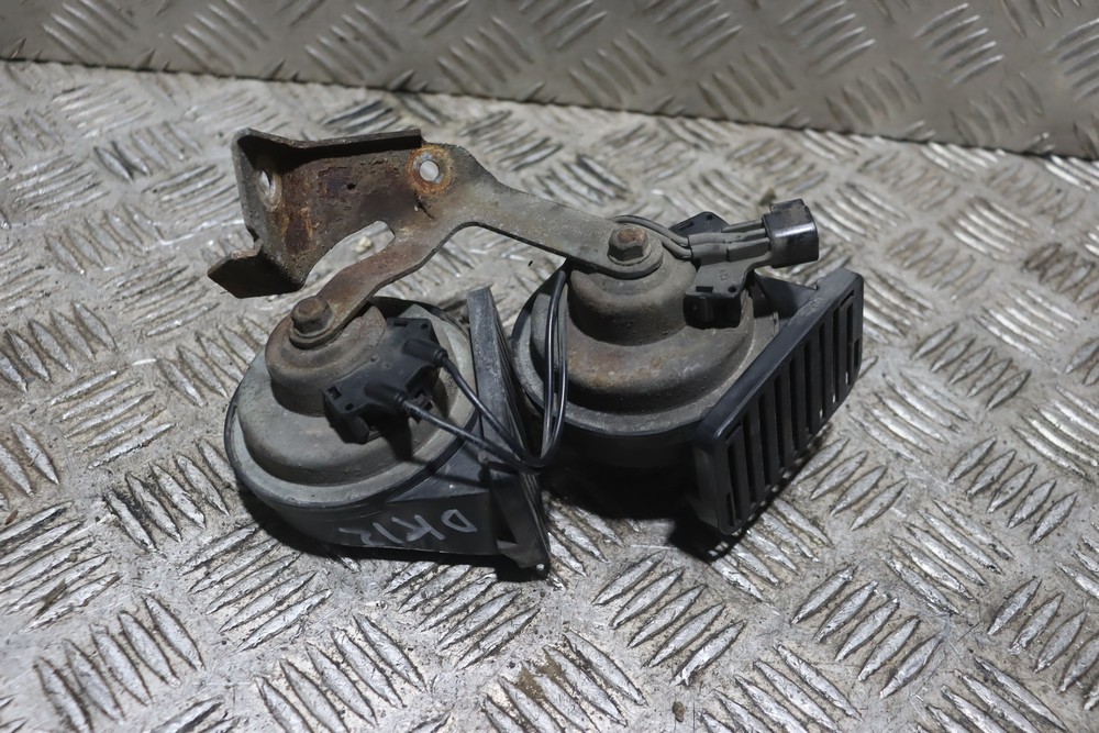 FORD FOCUS MK3 HORNS 2011-2015 DK12 – Gala Motors