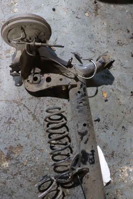 FORD KA + PLUS MK3 REAR SUSPENSION AXLE 2017-2021 HF17 – Gala Motors