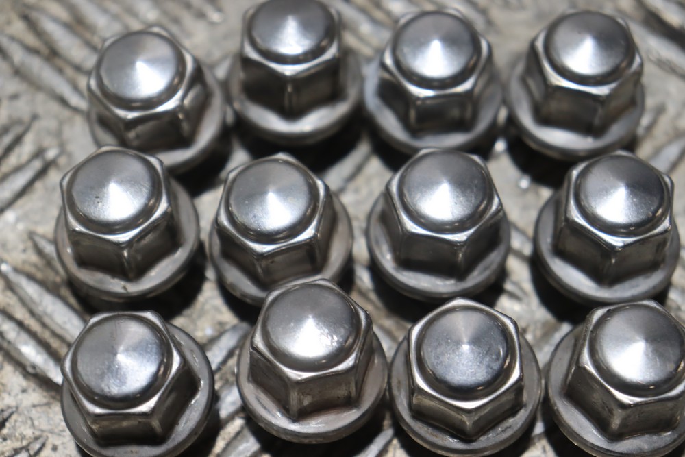 FORD KA + PLUS MK3 ALLOY WHEEL NUTS X12 2017-2021 HF17 – Gala Motors