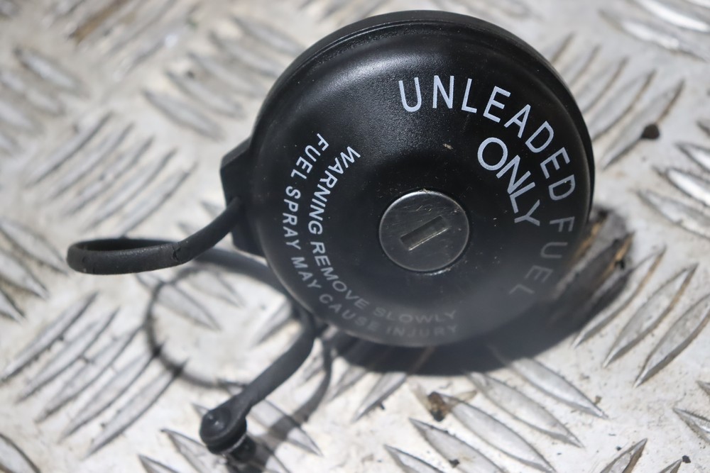 FORD KA MK2 KEY IGNITION DOOR FUEL CAP LOCK SET 2009-2016 HW65 – Gala ...