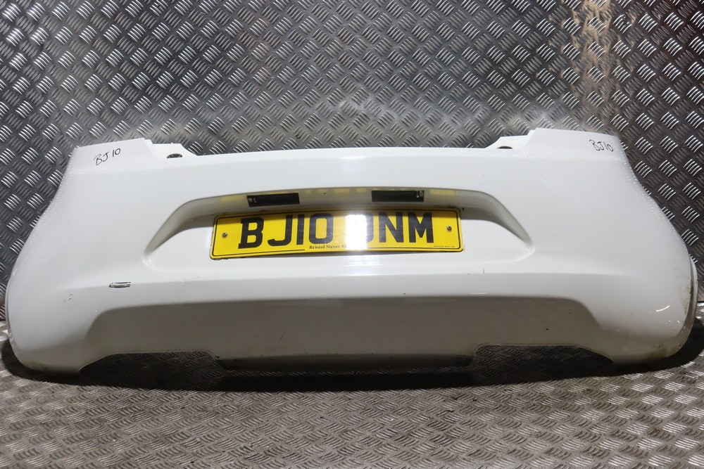 FORD KA MK2 REAR BUMPER IN CRYSTAL WHITE (SEE PHOTOS) 2009-2016 BJ10O ...