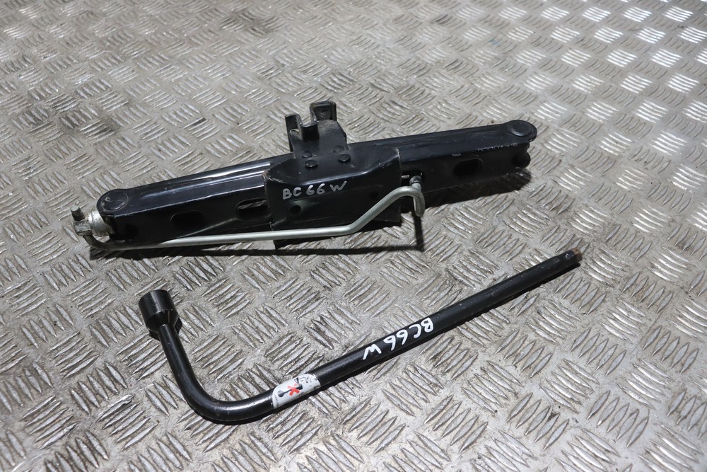 FORD TRANSIT CONNECT MK2 CAR JACK KIT 2014-2018 BC66W – Gala Motors