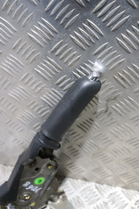 FORD RANGER MK3 HANDBRAKE 2016-2022 YO68 – Gala Motors