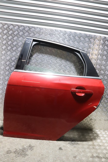 FORD FOCUS MK3 HATCHBACK NSR REAR DOOR IN RED CANDY TINT 2015-2018 ...