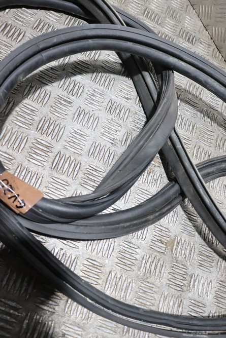 FORD TRANSIT CONNECT MK2 BOOT RUBBER SEAL (ON BODY) 2019-2022 GV20 ...