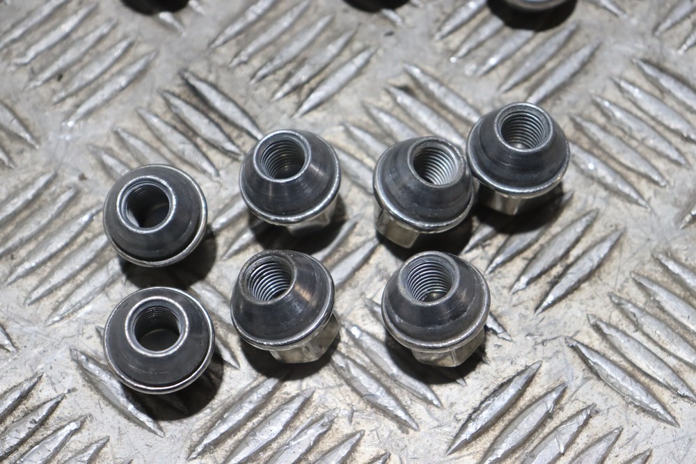 FORD RANGER MK3 ALLOY WHEEL NUTS X20 2016-2022 LD68 – Gala Motors