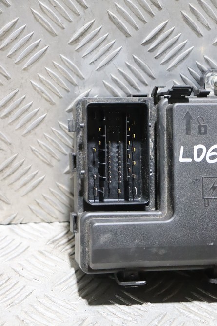 FORD RANGER MK3 ENGINE BAY FUSE BOX GB3T-14D068-KC 2016-2022 LD68 ...