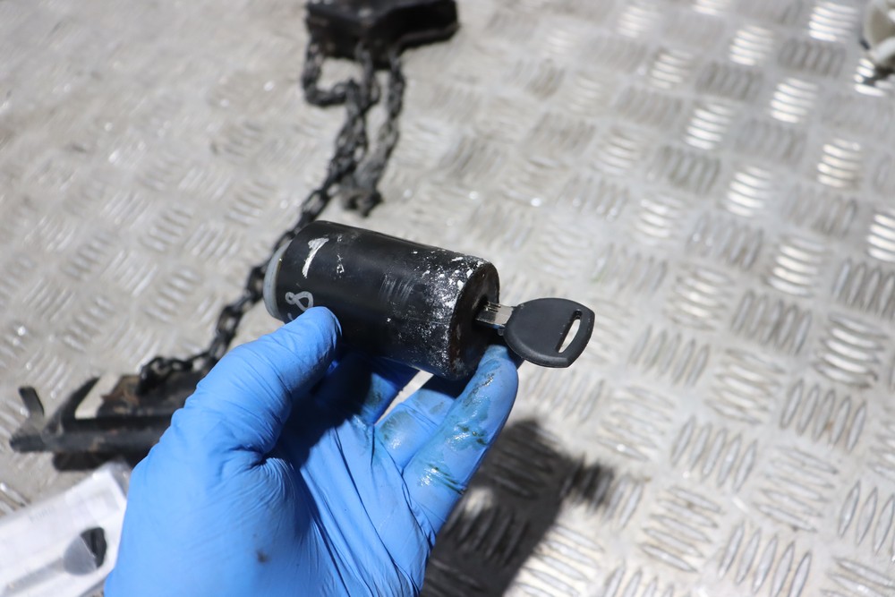 FORD RANGER MK3 SPARE WHEEL HOLDER CARRIER LOCK AND KEYS 2016-2022 LD68 ...