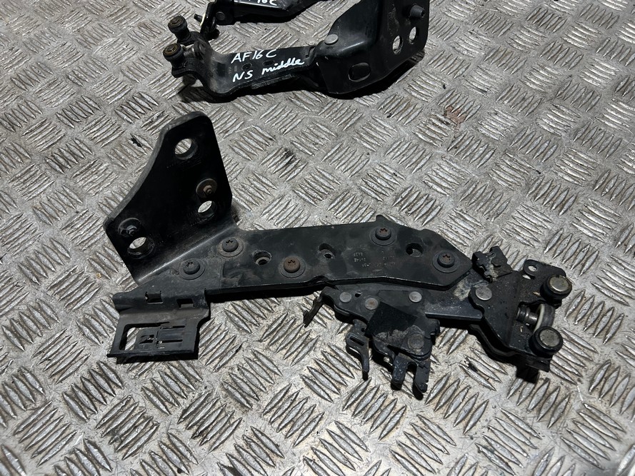 FORD C-MAX MK2 GRAND NSR SLIDING DOOR HINGES AM51-U25001-AH 2016-2019 ...