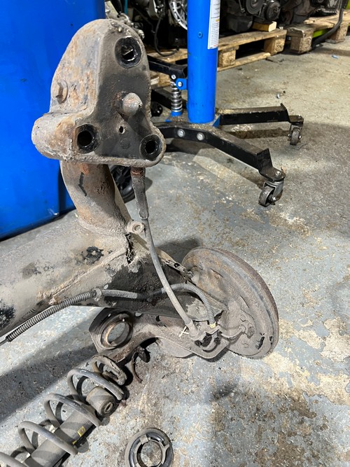 FORD FUSION MK1 REAR SUSPENSION AXLE 2006-2012 BK57O – Gala Motors