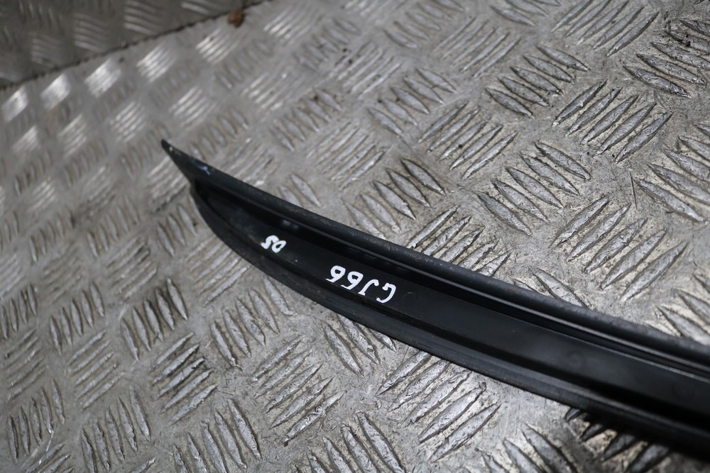 FORD FOCUS MK3 OS WINDSCREEN WEATHER STRIP BM51-A03194- 2015-2018 GJ66 ...