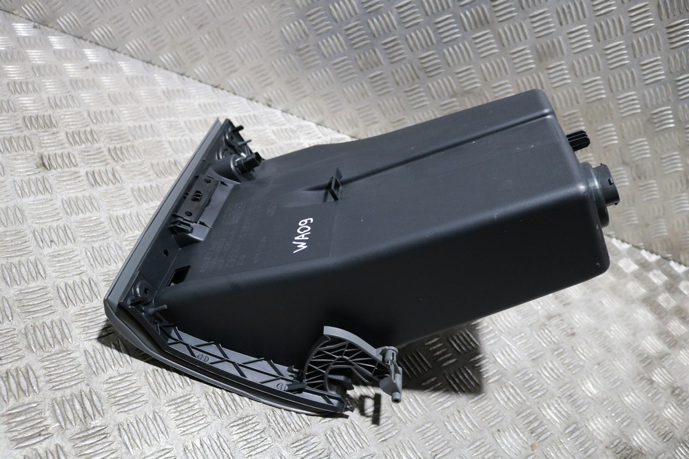FORD FOCUS MK2 NS GLOVE BOX VP4M5X-A06008-BAW, 4M51-A06044-BEW 2008 ...