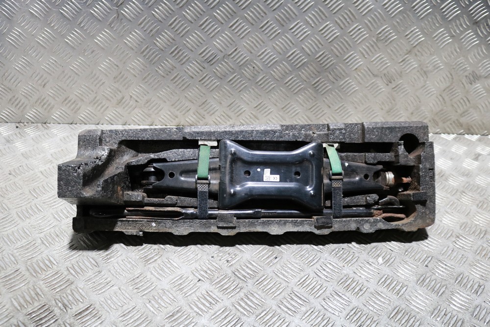 FORD TRANSIT CUSTOM MK8 CAR JACK KIT WITH FOAM (SEE PHOTOS) 2018-2022 ...