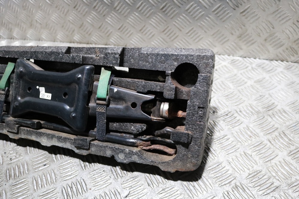 FORD TRANSIT CUSTOM MK8 CAR JACK KIT WITH FOAM (SEE PHOTOS) 2018-2022 ...