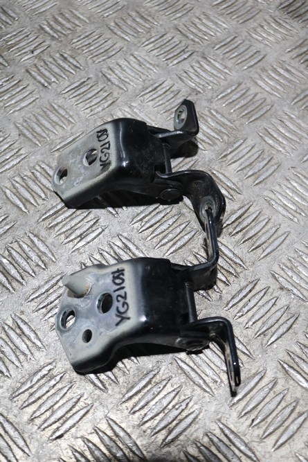FORD RANGER MK3 OSF FRONT DOOR HINGES IN AGATE BLACK 2016-2022 YG21 ...