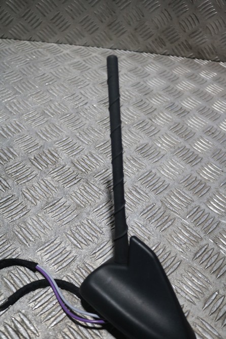 FORD RANGER MK3 ANTENNA AERIAL WITH BASE GM5T-19G461-FC 2016-2022 YG21 ...