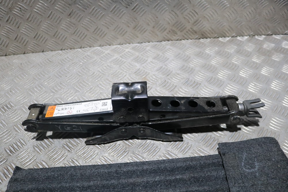 FORD RANGER MK3 CAR JACK KIT JB3C-17005-AA 2016-2022 YG21 – Gala Motors