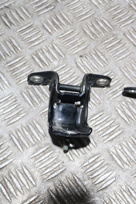 FORD RANGER MK3 NSR REAR DOOR HINGES AGATE BLACK AB39-2626811-AE 2016 ...