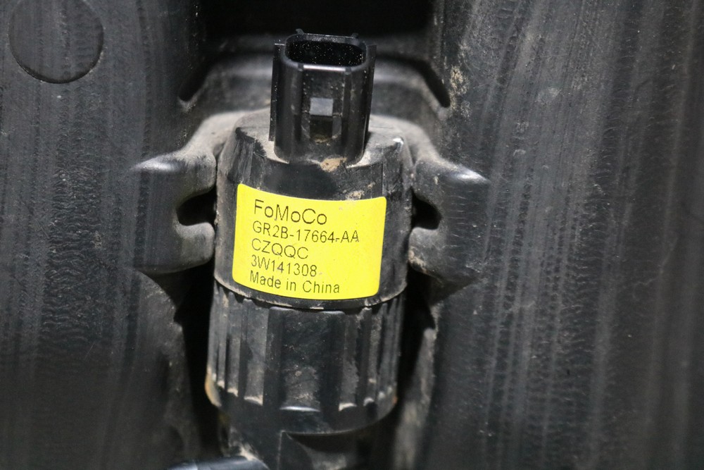 FORD TRANSIT CONNECT MK2 WINDSCREEN WASH TANK GR2B-17664-AA 2019-2022 ...
