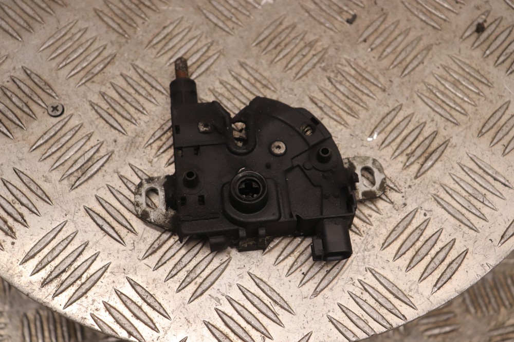 FORD KUGA MK1 BONNET LOCK CATCH 3M51-16700-BC 2008-2012 LY59 – Gala Motors