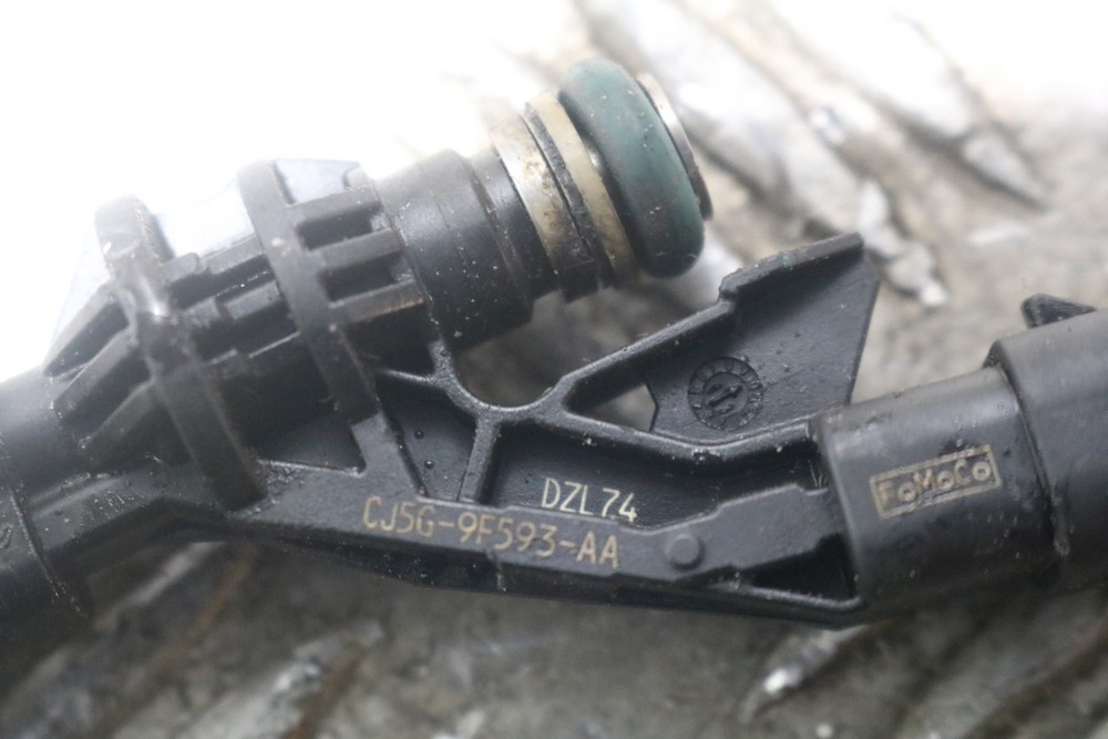 FORD FIESTA MK7 ST180 1.6 ECOBOOST FUEL INJECTOR CJ5G-9F593-AA 2013 ...