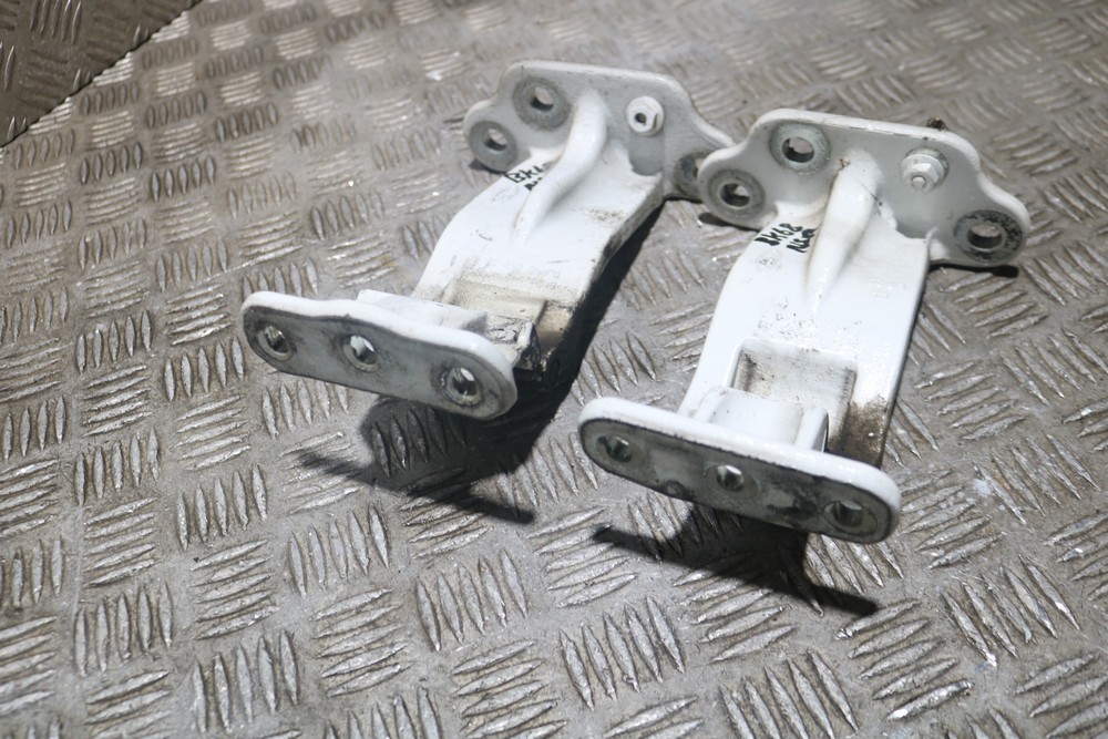 FORD TRANSIT CUSTOM MK8 NSR REAR DOOR HINGES IN FROZEN WHITE 2018-2022 ...