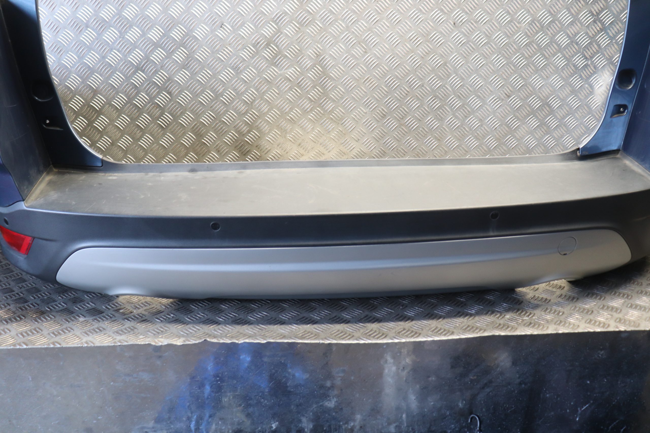 FORD KUGA MK2 REAR BUMPER COMPLETE IN BLUE METALLIC (SEE PHOTOS) 2017 ...