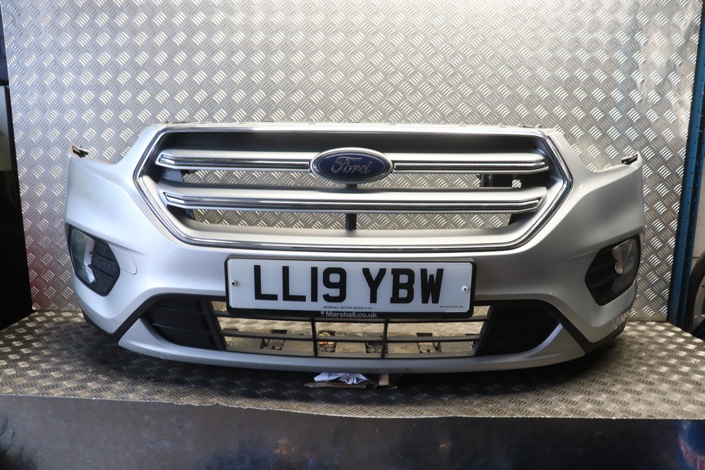 FORD KUGA MK2 FRONT BUMPER COMPLETE MOONDUST SILVER (SEE PHOTOS) 2017 ...