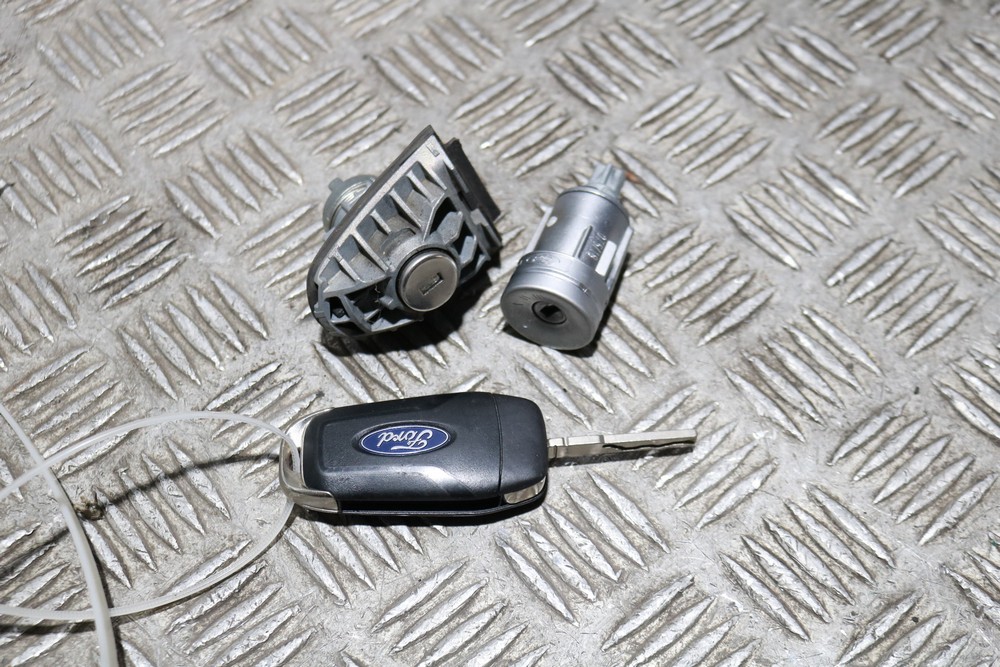 FORD FIESTA MK8 KEY DOOR LOCK IGNITION BARREL 2017-2021 DS18 – Gala Motors