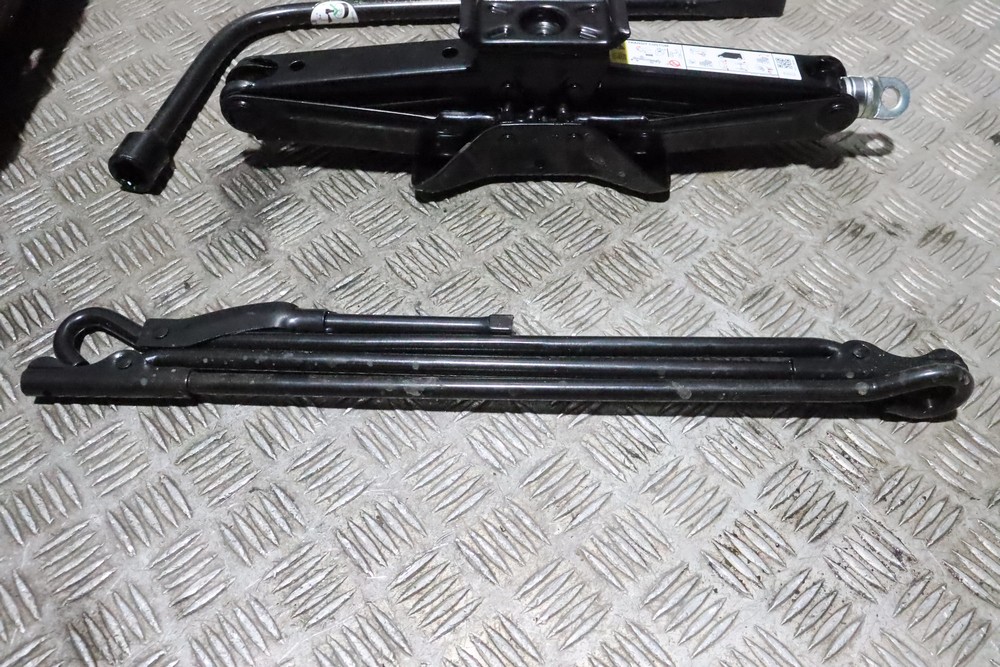 FORD TRANSIT CUSTOM MK8 CAR JACK KIT WITH FOAM KK21-17A012-AB 2018-2022 ...