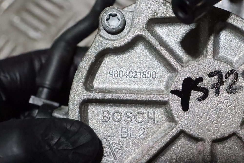 FORD TRANSIT CONNECT MK2 1.5 ECOBLUE VACUUM BRAKE PUMP 9804021880 2019 ...