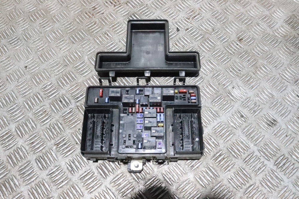 FORD RANGER MK3 3.2 TDCI ENGINE BAY FUSE BOX GB3T-14D068-KB 2016-2022 ...