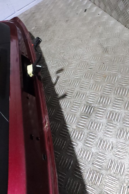 FORD PUMA MK1 VIVID TAILGATE IN BEAUTIFUL BERRY RED 2019-2024 CF23 ...