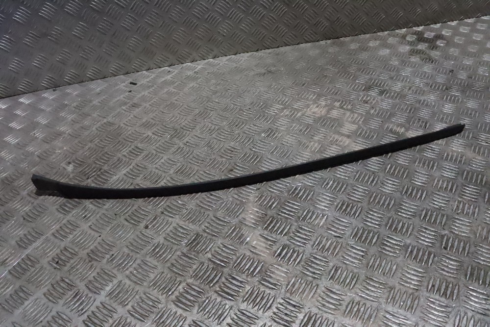 FORD PUMA MK1 NS WINDSCREEN WEATHER STRIP 2019-2024 CF23 – Gala Motors