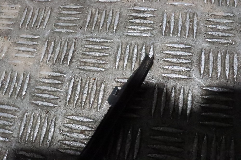 FORD PUMA MK1 NS WINDSCREEN WEATHER STRIP 2019-2024 CF23 – Gala Motors