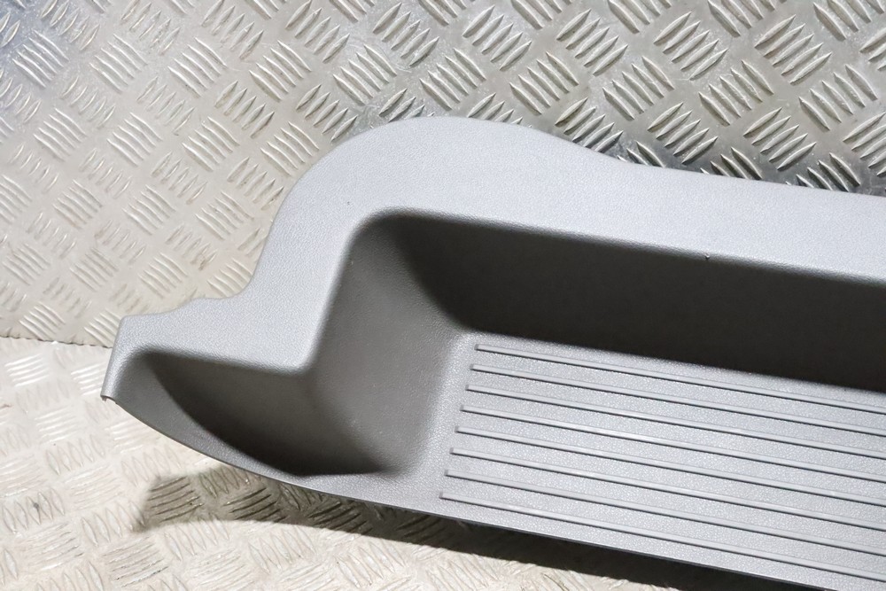 FORD TRANSIT CONNECT MK2 NSR REAR DOOR STEP TRIM (SEE PHOTOS) 2019-2023 ...