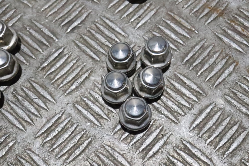 FORD RANGER MK3 ALLOY WHEEL NUTS X20 2016-2022 LX68 – Gala Motors