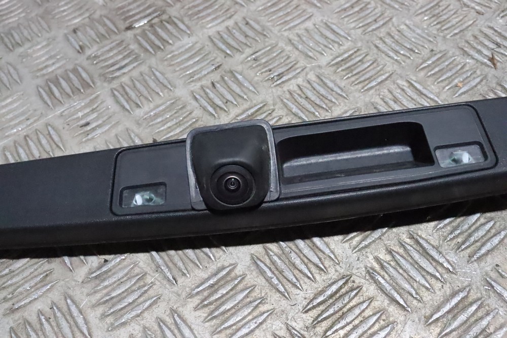 FORD PUMA MK1 TAILGATE TRIM WITH REAR VIEW CAMERA L1TB-431B82-ADW 2019 ...